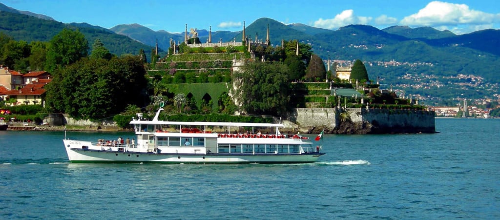 Lake Maggiore: A Day Trip Into Switzerland - Dream of Italy